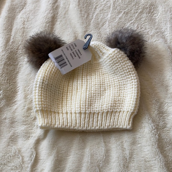 alaska | Accessories | Winter Hat With Pom Poms Tan For Baby 24 Year ...